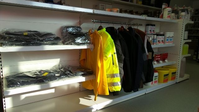 OC - FORCH d.o.o. FORCH, družba za trgovino, - delovni čas, naslov, telefon